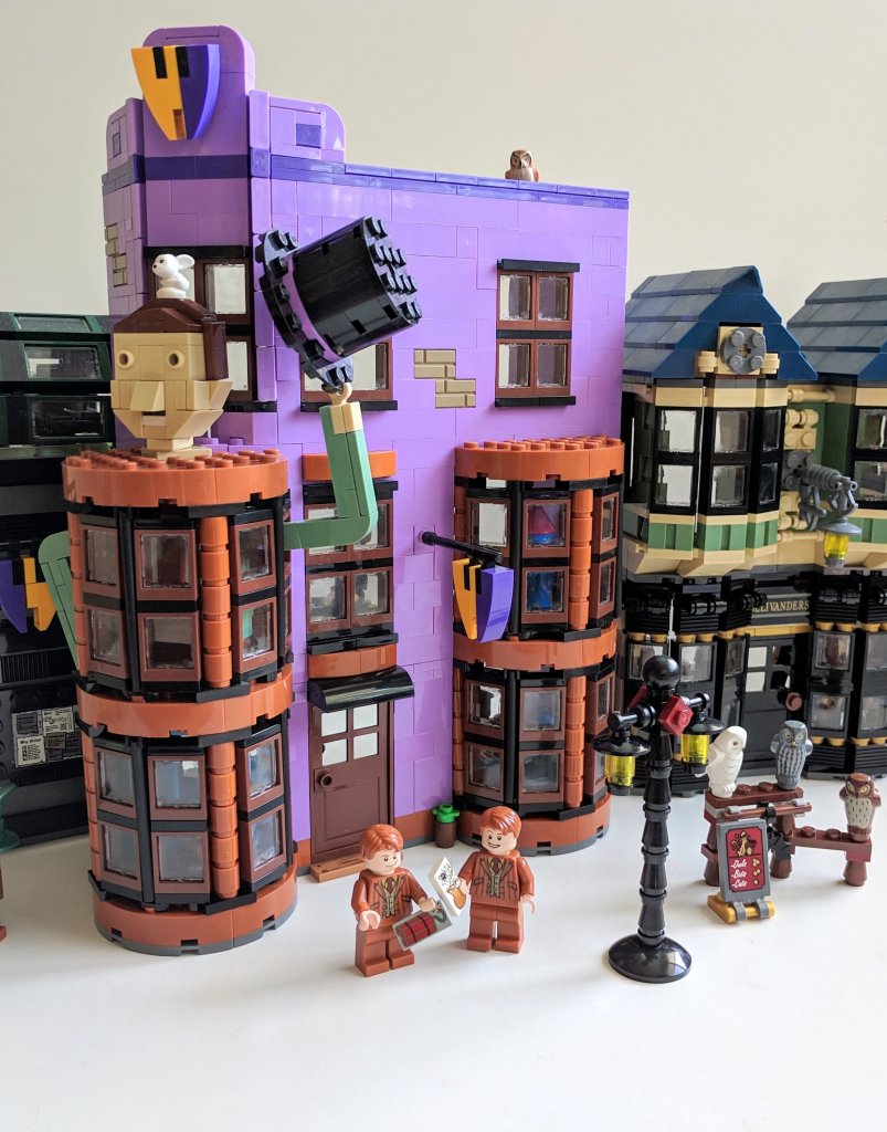 Weasley’s Wizard Wheezes – Blockwarts – A LEGO Harry Potter fan site