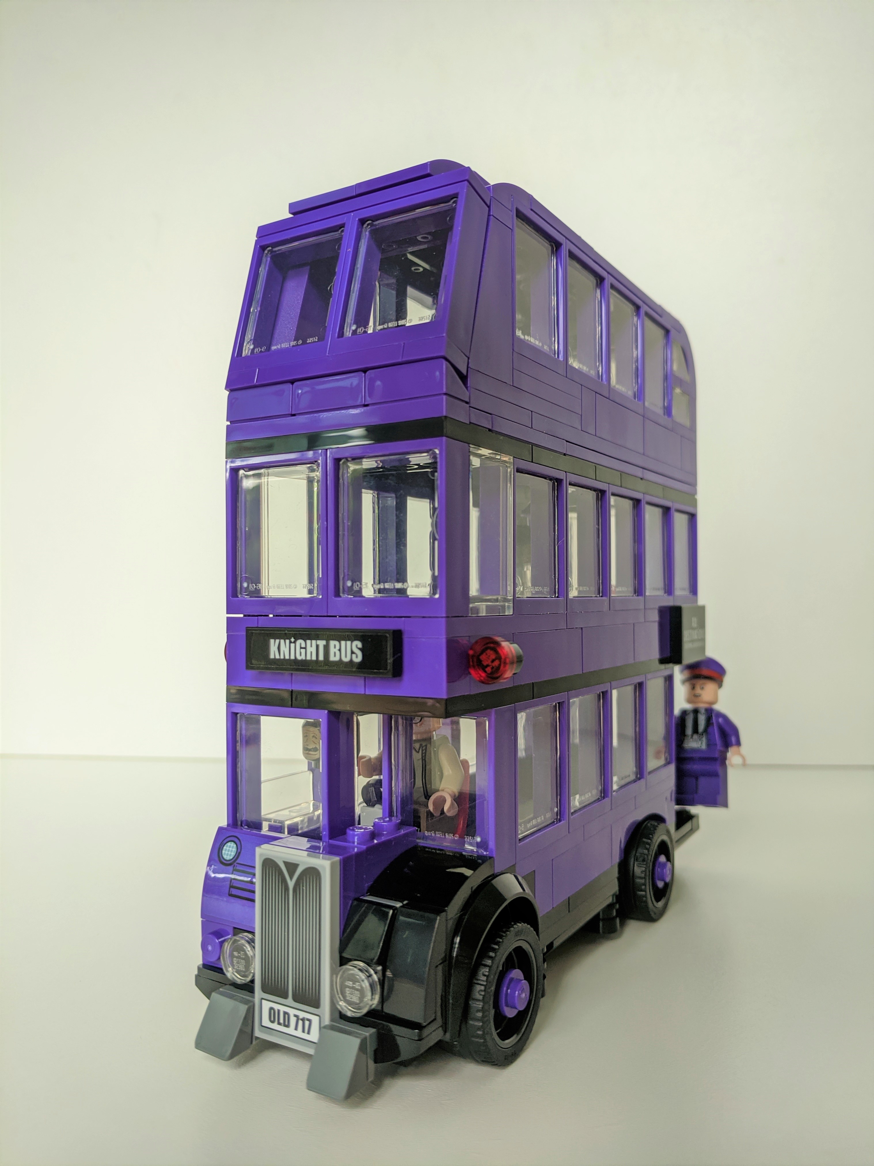 REVIEW: The Knight Bus – Blockwarts – A LEGO Harry Potter fan site