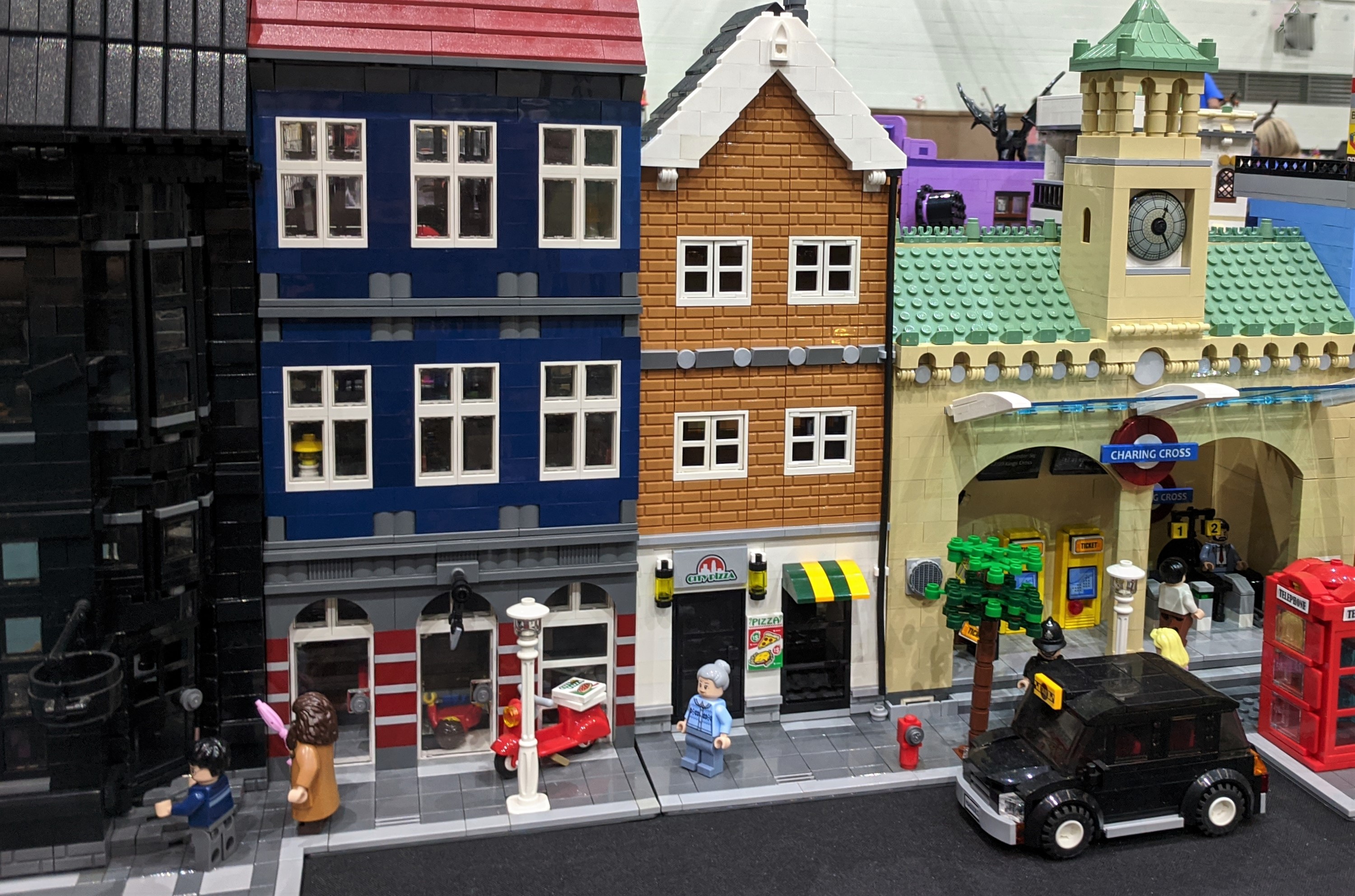 Diagon Alley – building the magical street in LEGO – Blockwarts – A ...