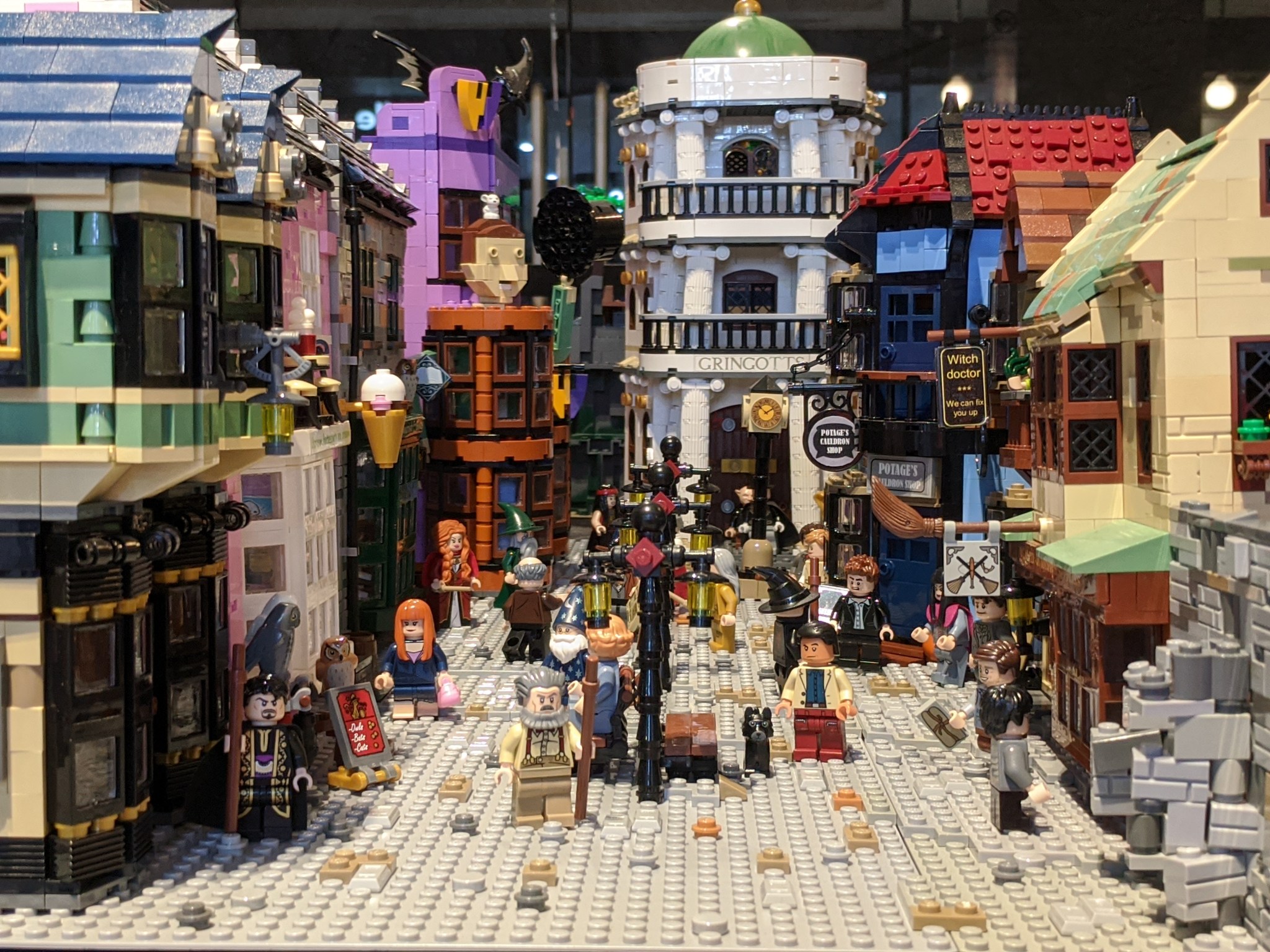 Diagon Alley – building the magical street in LEGO – Blockwarts – A ...